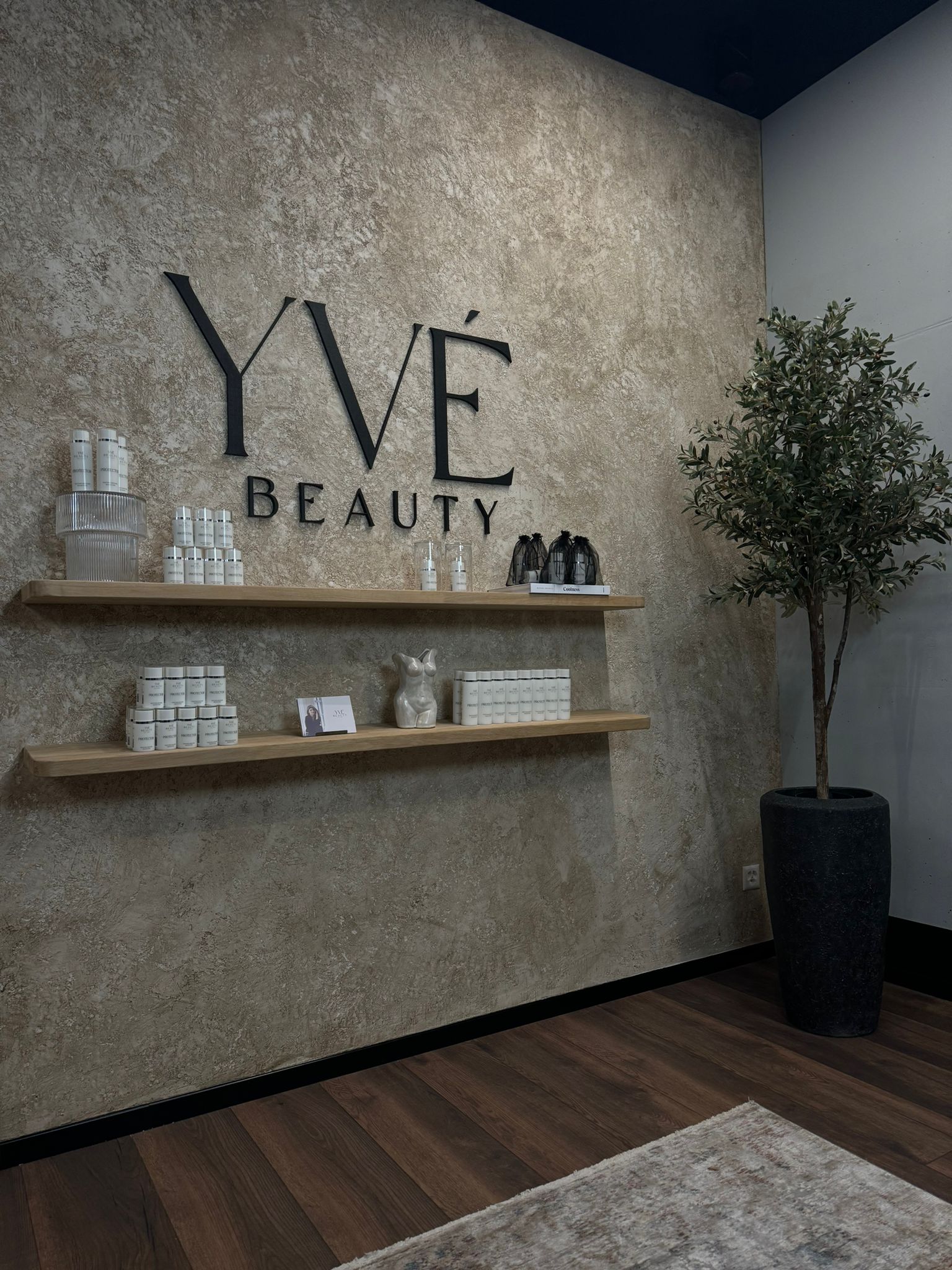 YVÉ BEAUTY – SHOP